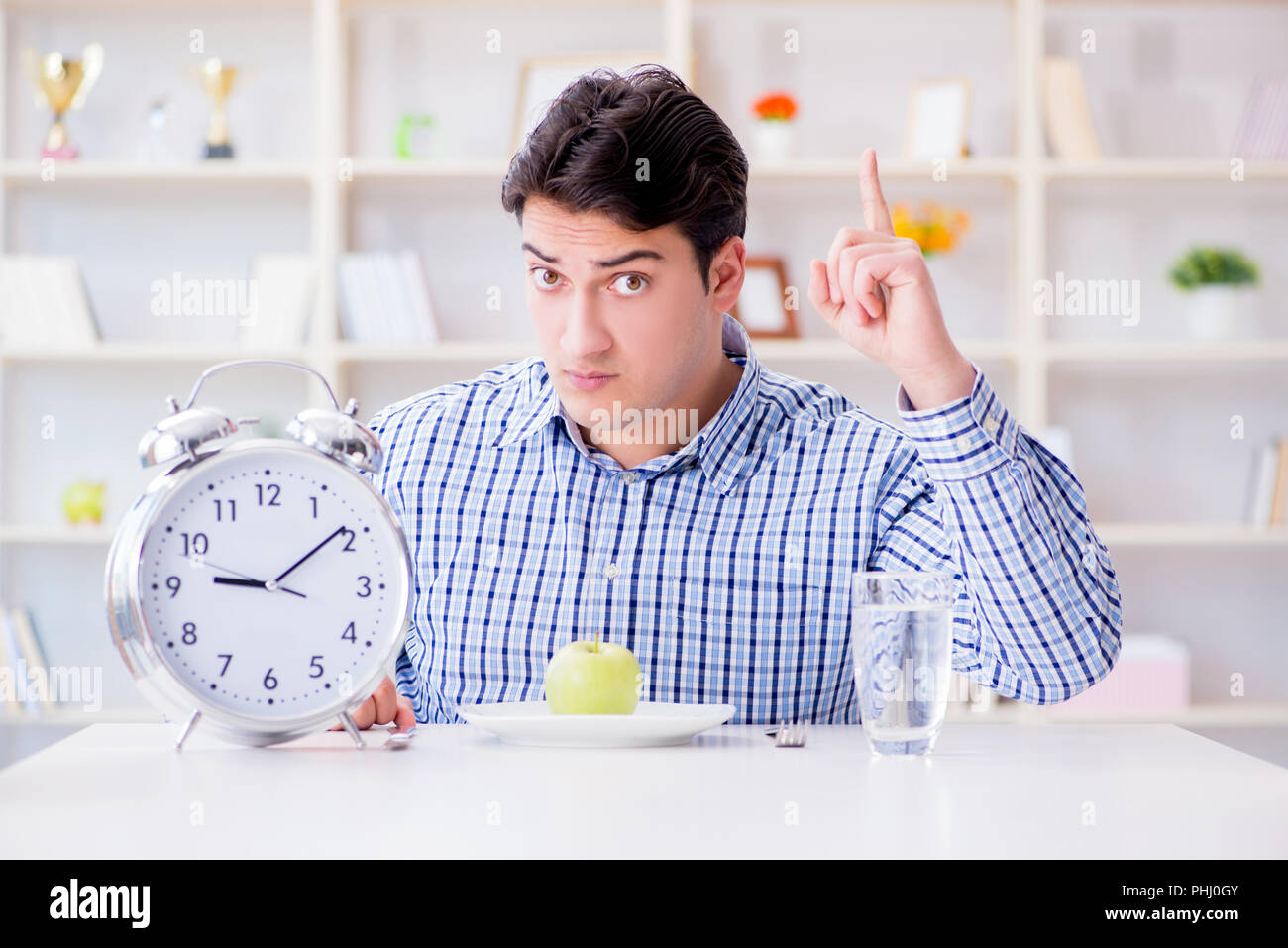 Concept of slow service in the restaurant Stock Photo - Alamy