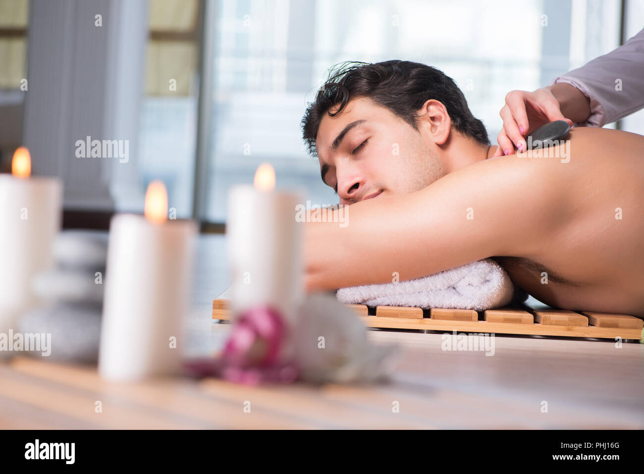 Massage thera hi-res stock photography and images - Alamy