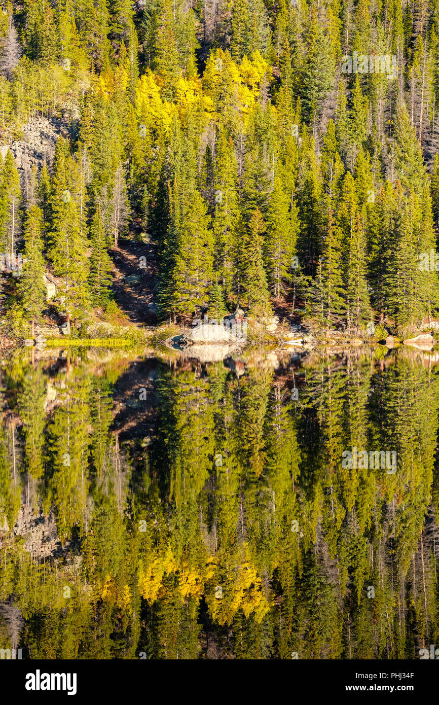 Bear lake hiking rocky hi-res stock photography and images - Alamy