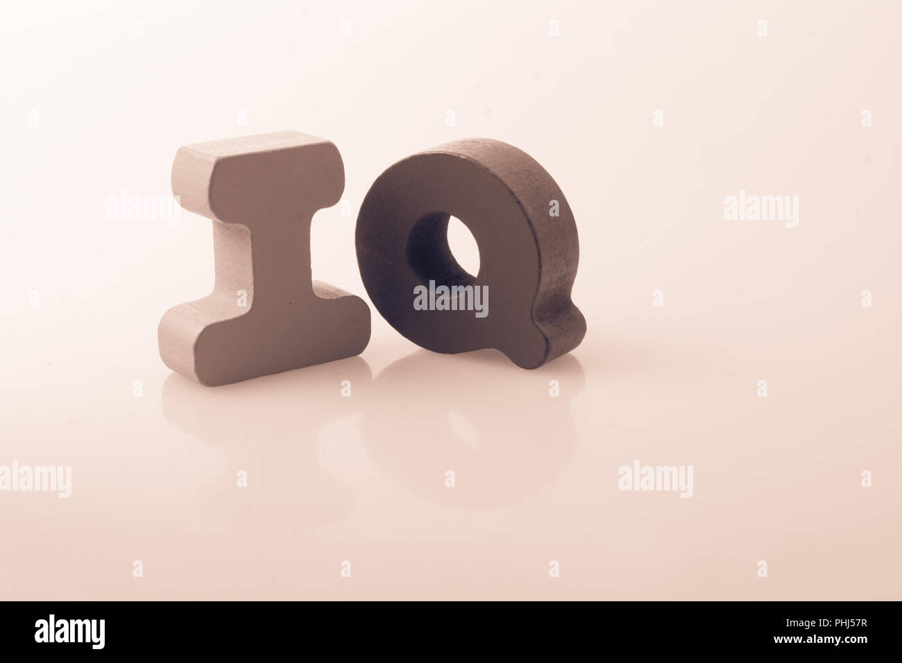 Iq test blocks hi-res stock photography and images - Alamy