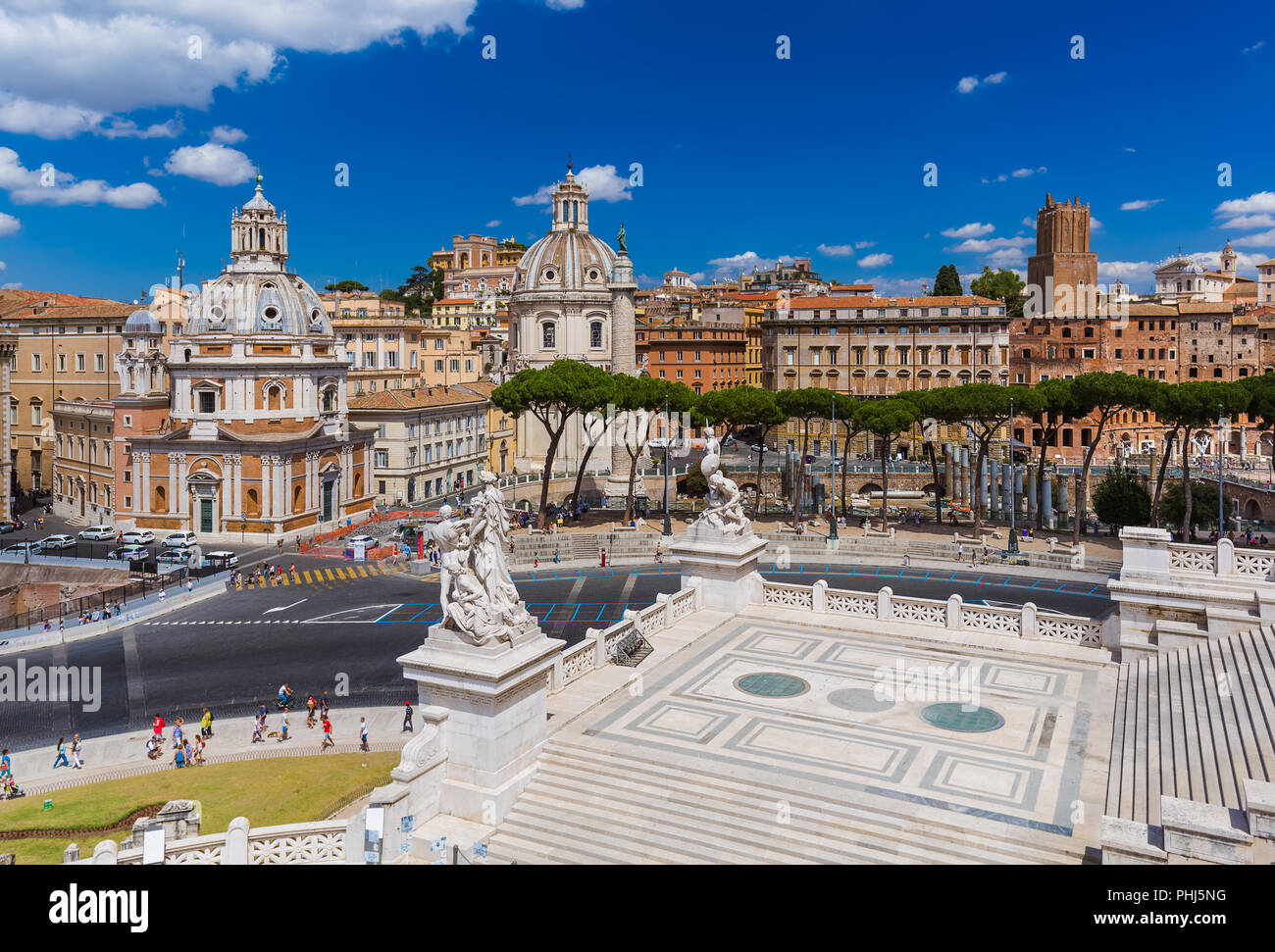 Square Piazza Venezia in Rome Italy Stock Photo - Alamy