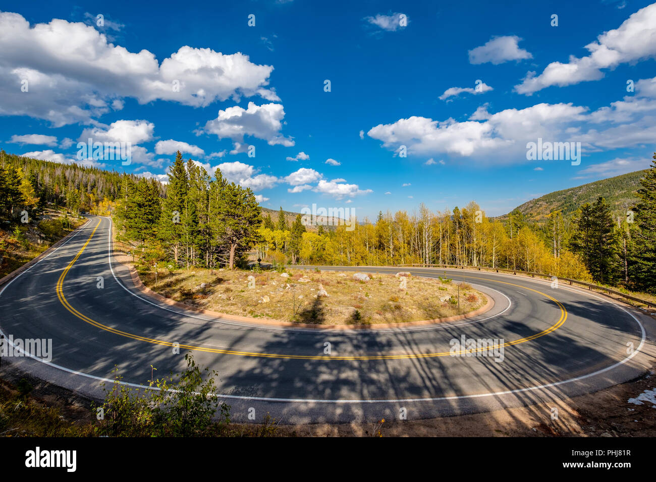 Sharp hairpin bend hi-res stock photography and images - Alamy
