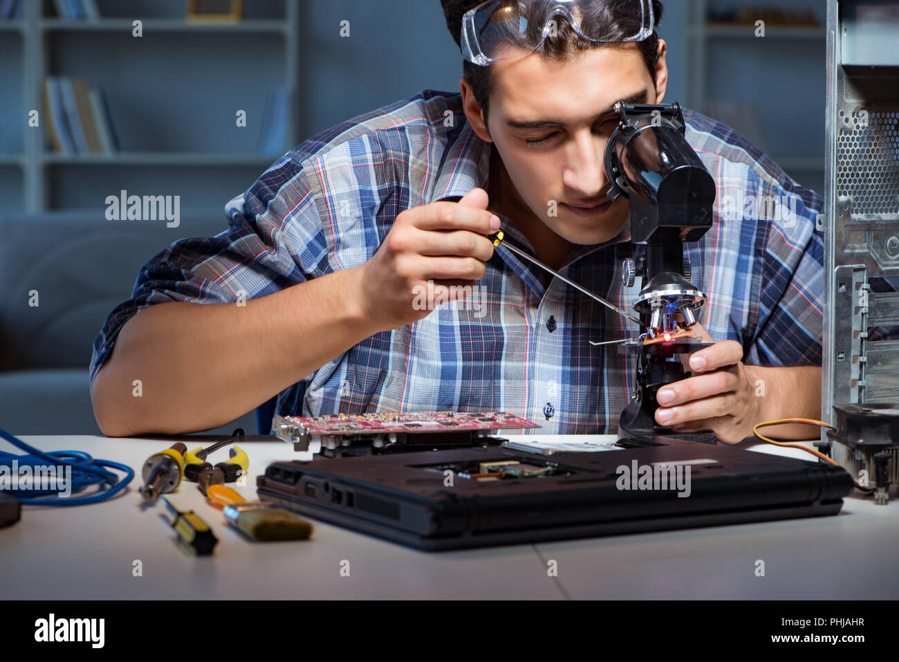 Microelectr hi-res stock photography and images - Alamy