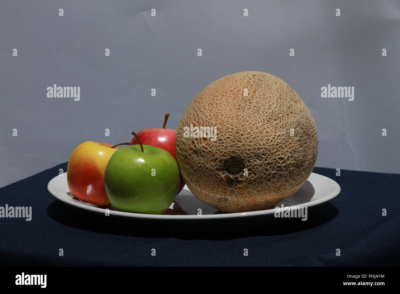 Melon vine well hi-res stock photography and images - Alamy