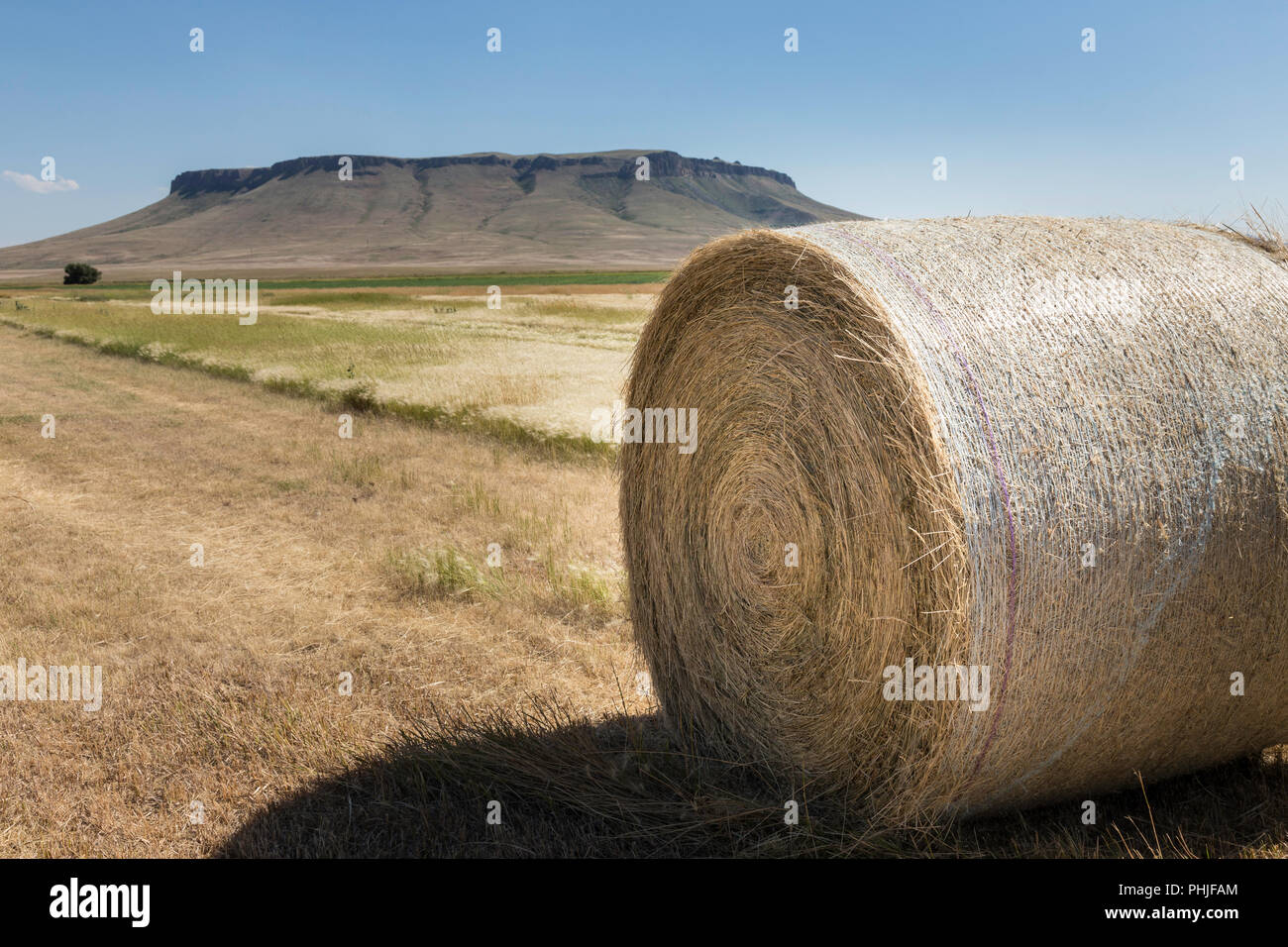 Square butte montana hi-res stock photography and images - Alamy