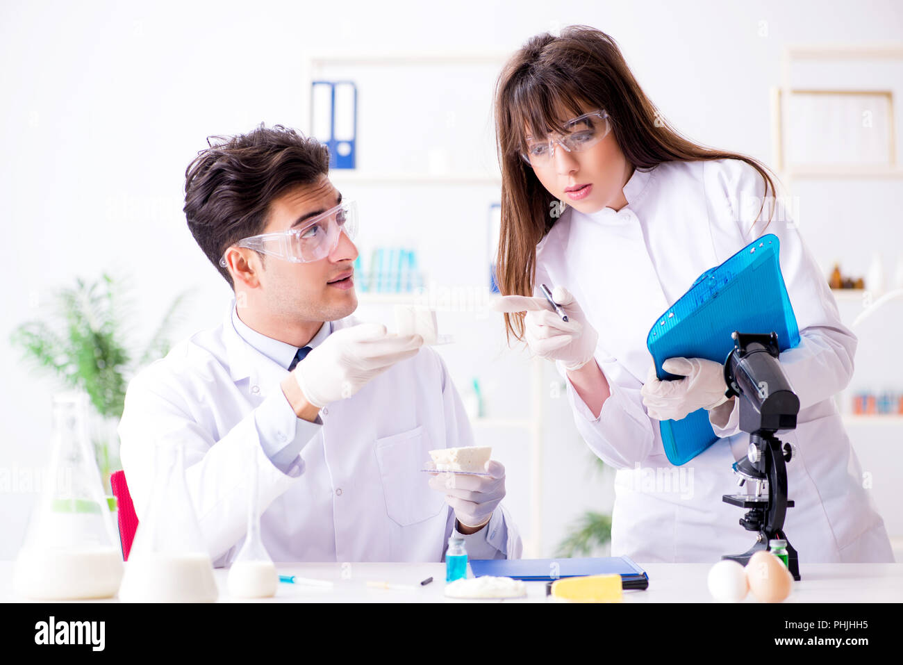 Doctor discussing food hi-res stock photography and images - Alamy