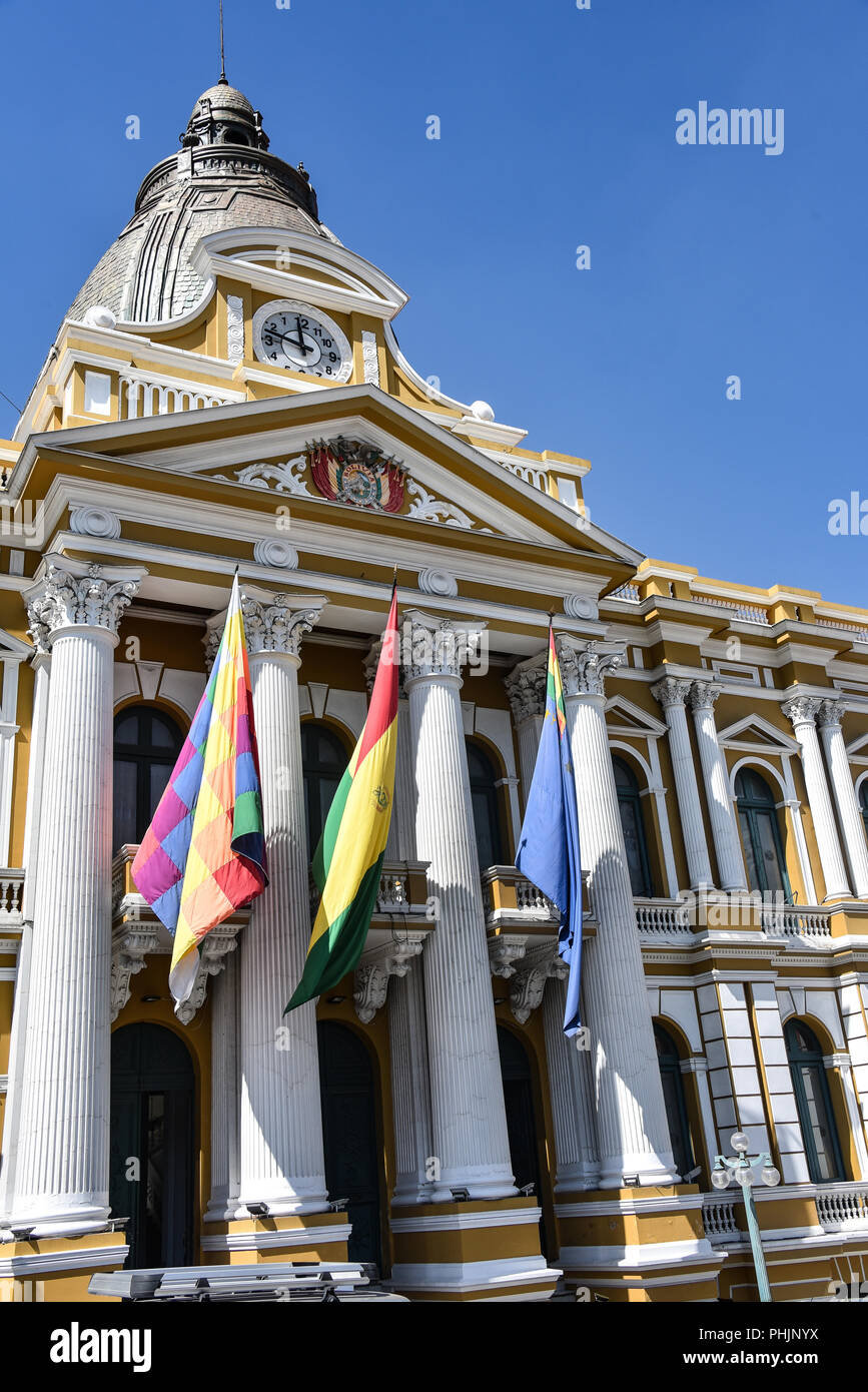 Flags flying outside the National Congress building, Plaza Murillo, La ...