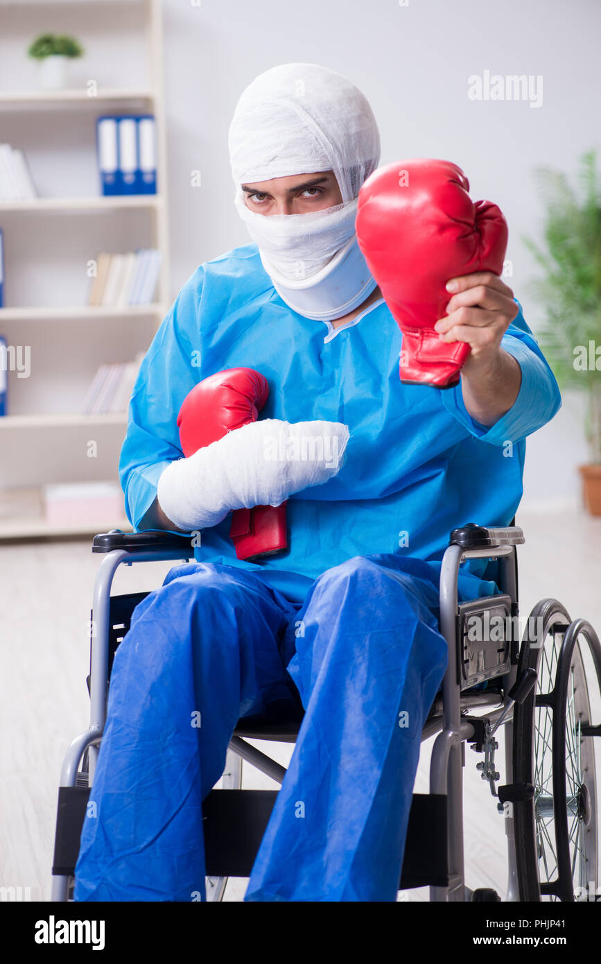 Demonstrating boxing hi-res stock photography and images - Alamy