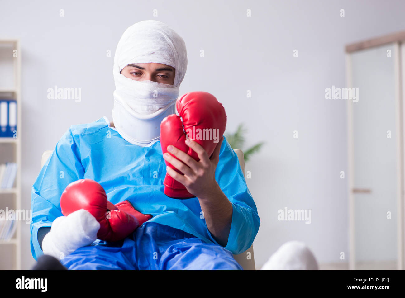 Injured boxer recovering in hospital Stock Photo - Alamy