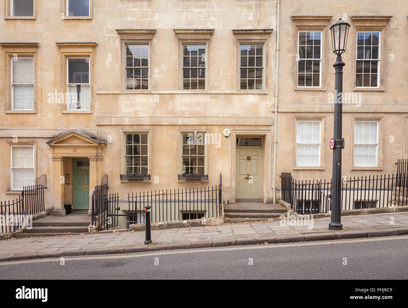 Middle class homes hi-res stock photography and images - Alamy