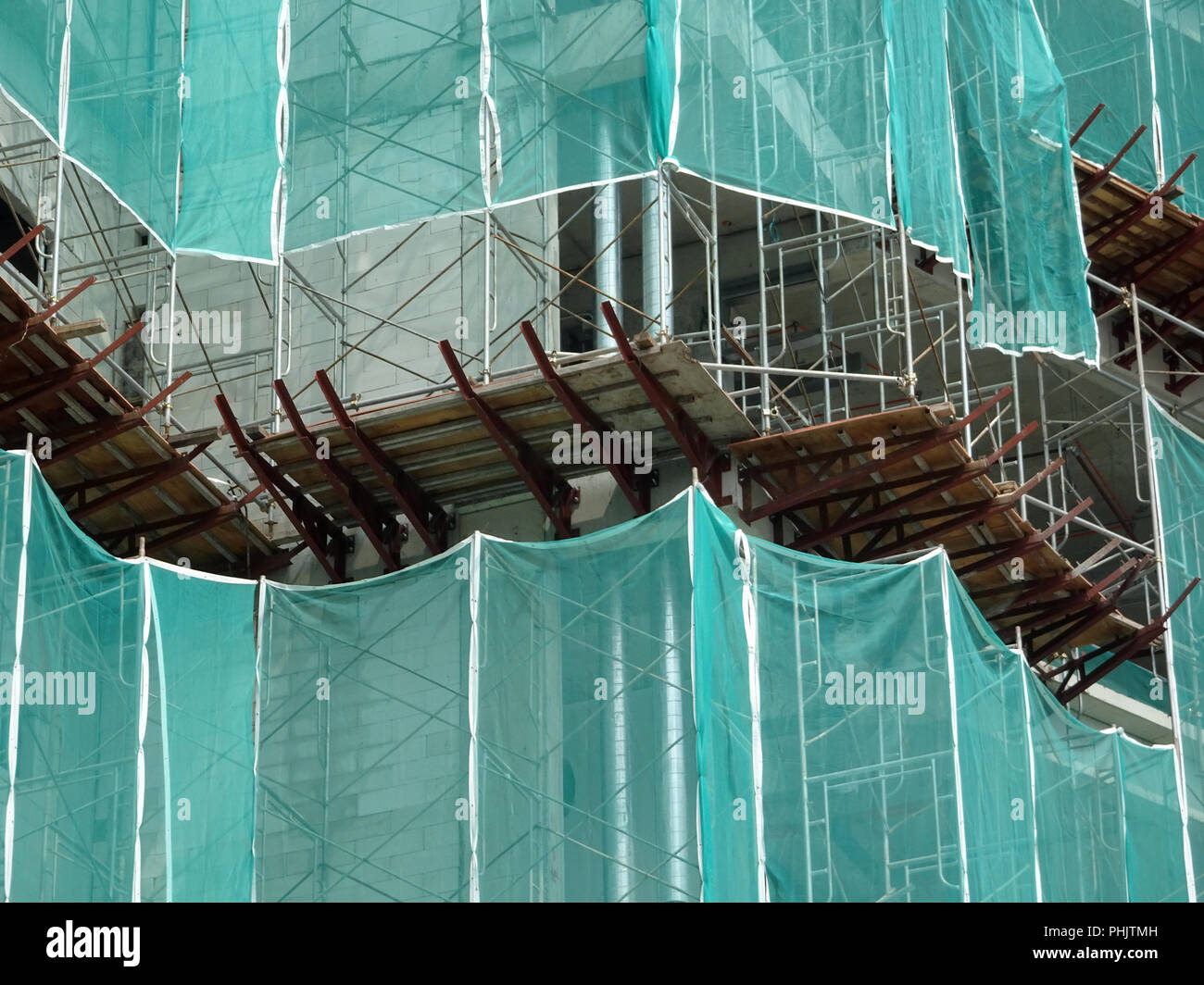 Catch platform or other construction projection from the face of a ...