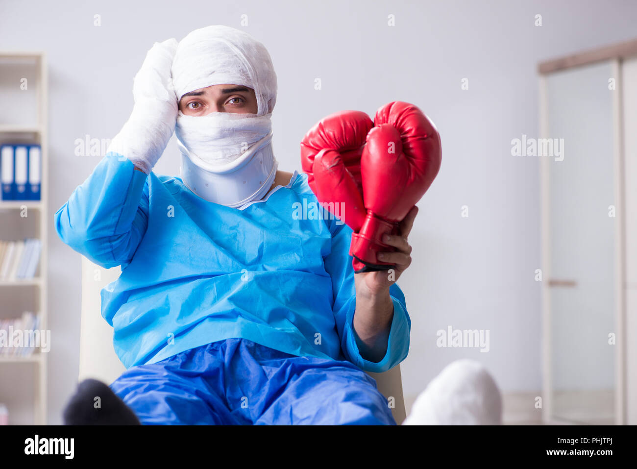 Injured boxer recovering in hospital Stock Photo - Alamy