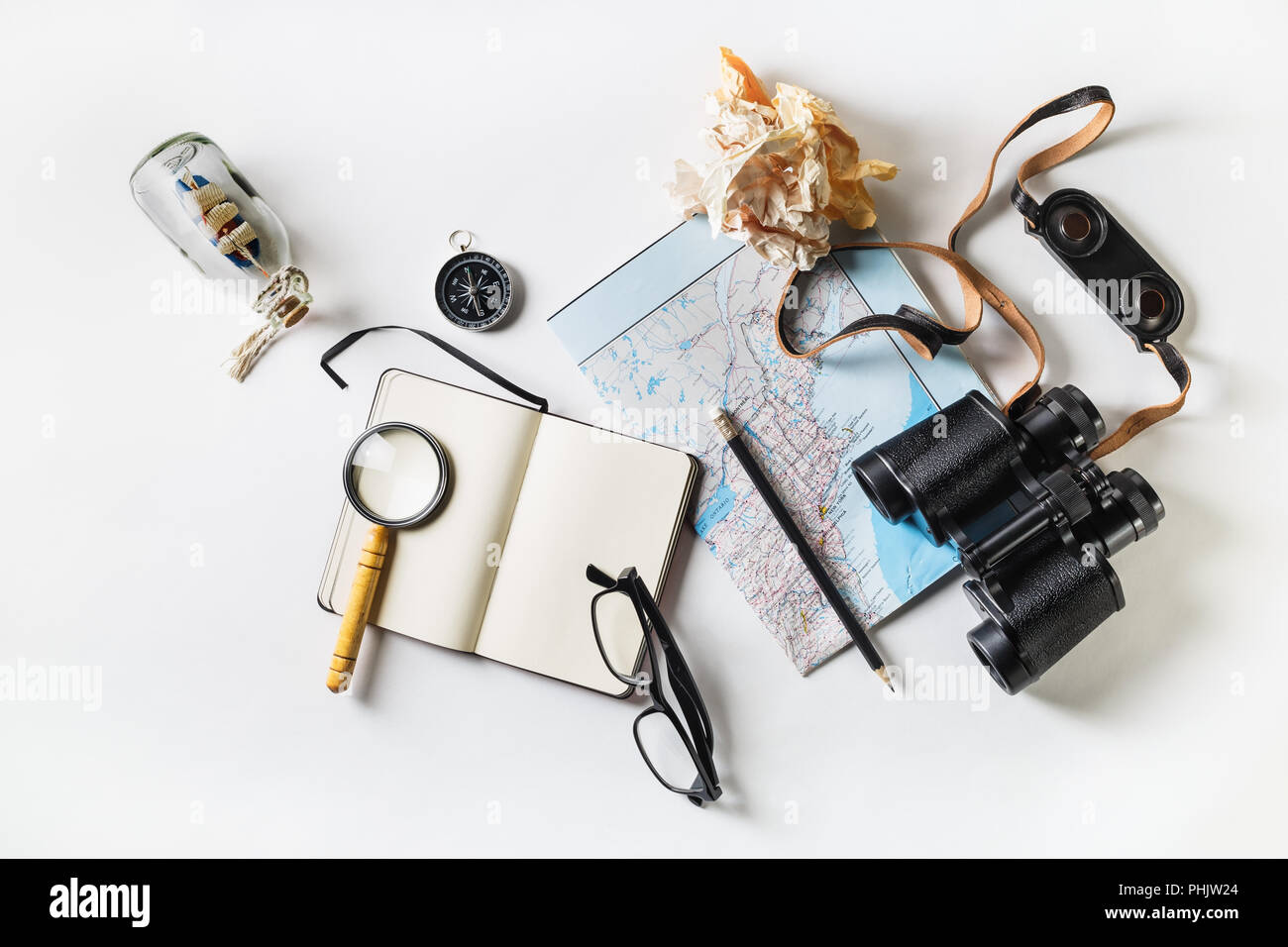 Expedition items hi-res stock photography and images - Alamy