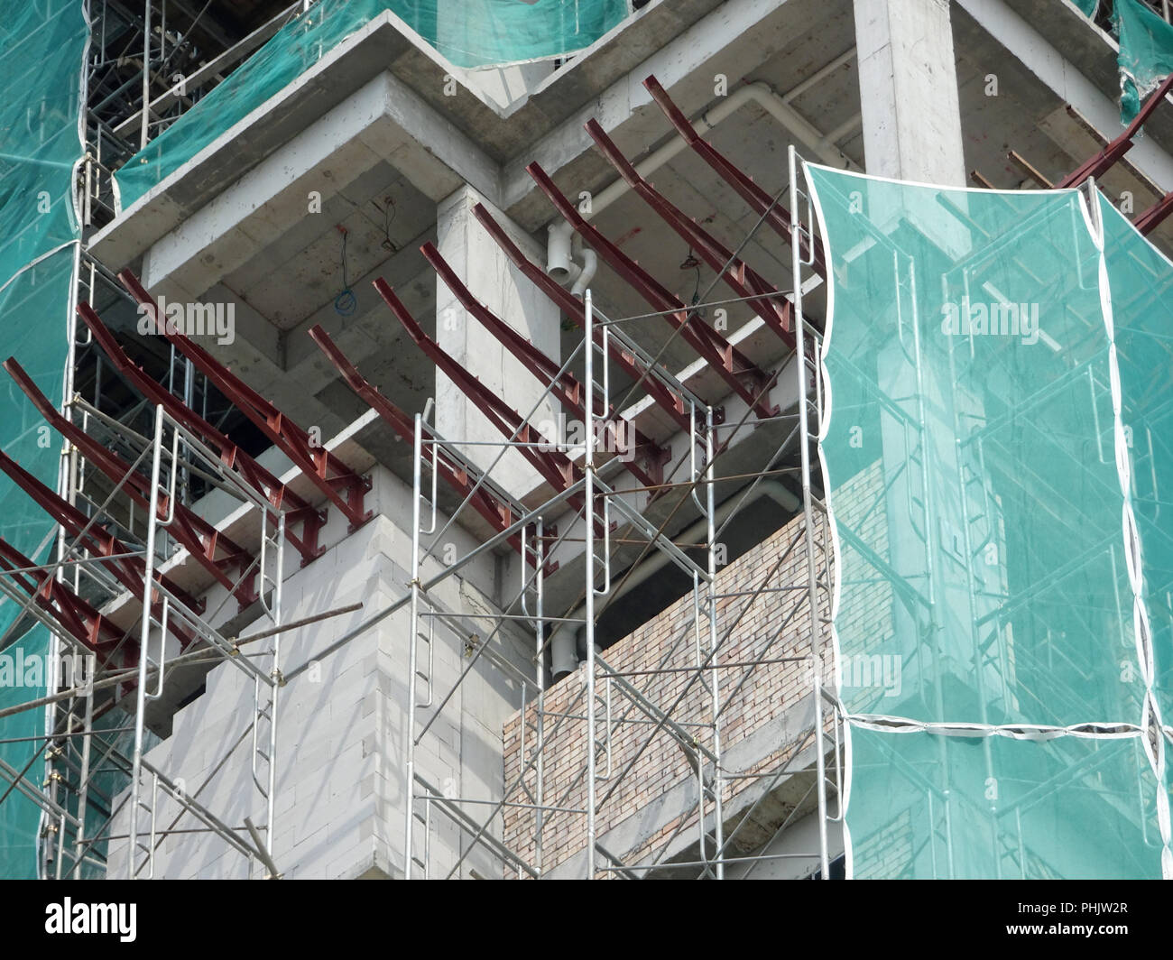 Catch platform or other construction projection from the face of a ...