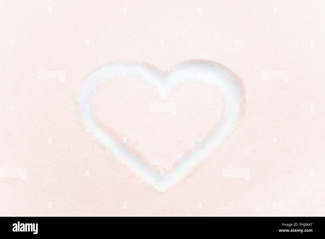 Red heart shape hi-res stock photography and images - Alamy