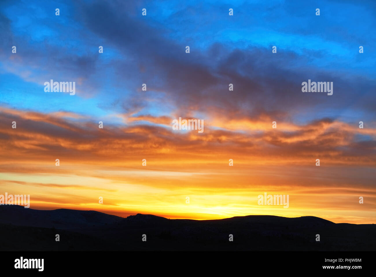 Dramatic land hi-res stock photography and images - Alamy