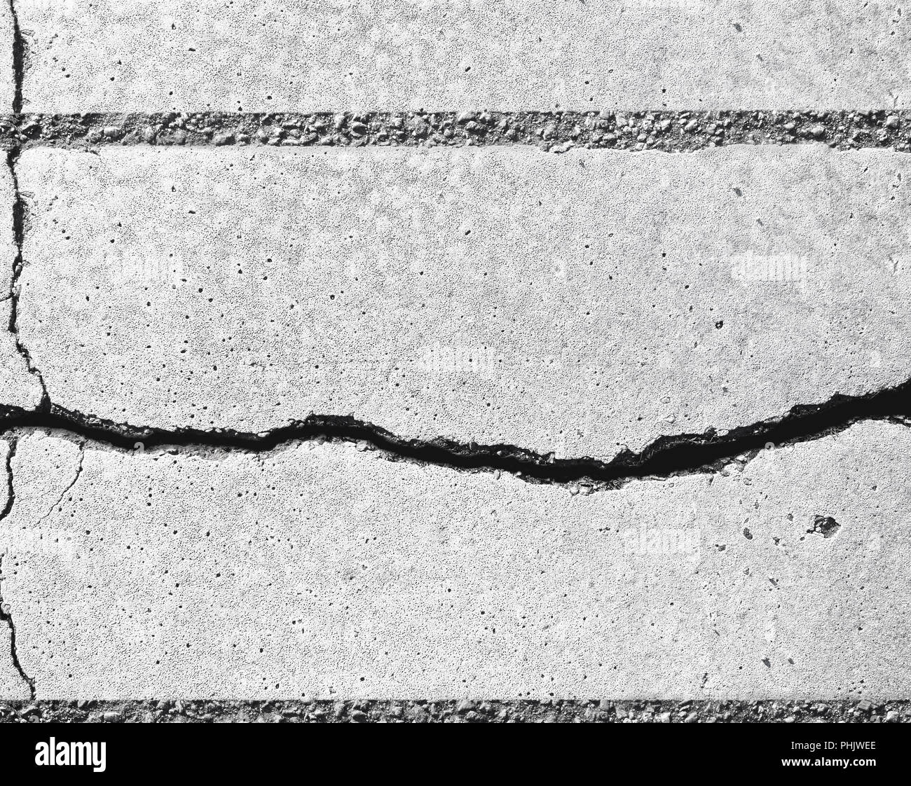 Structural defect hi-res stock photography and images - Alamy
