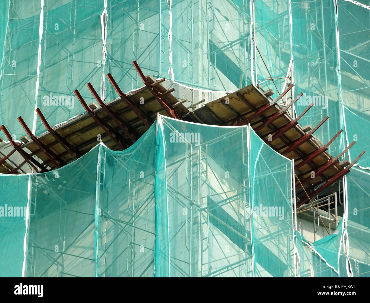 Catch platform or other construction projection from the face of a ...