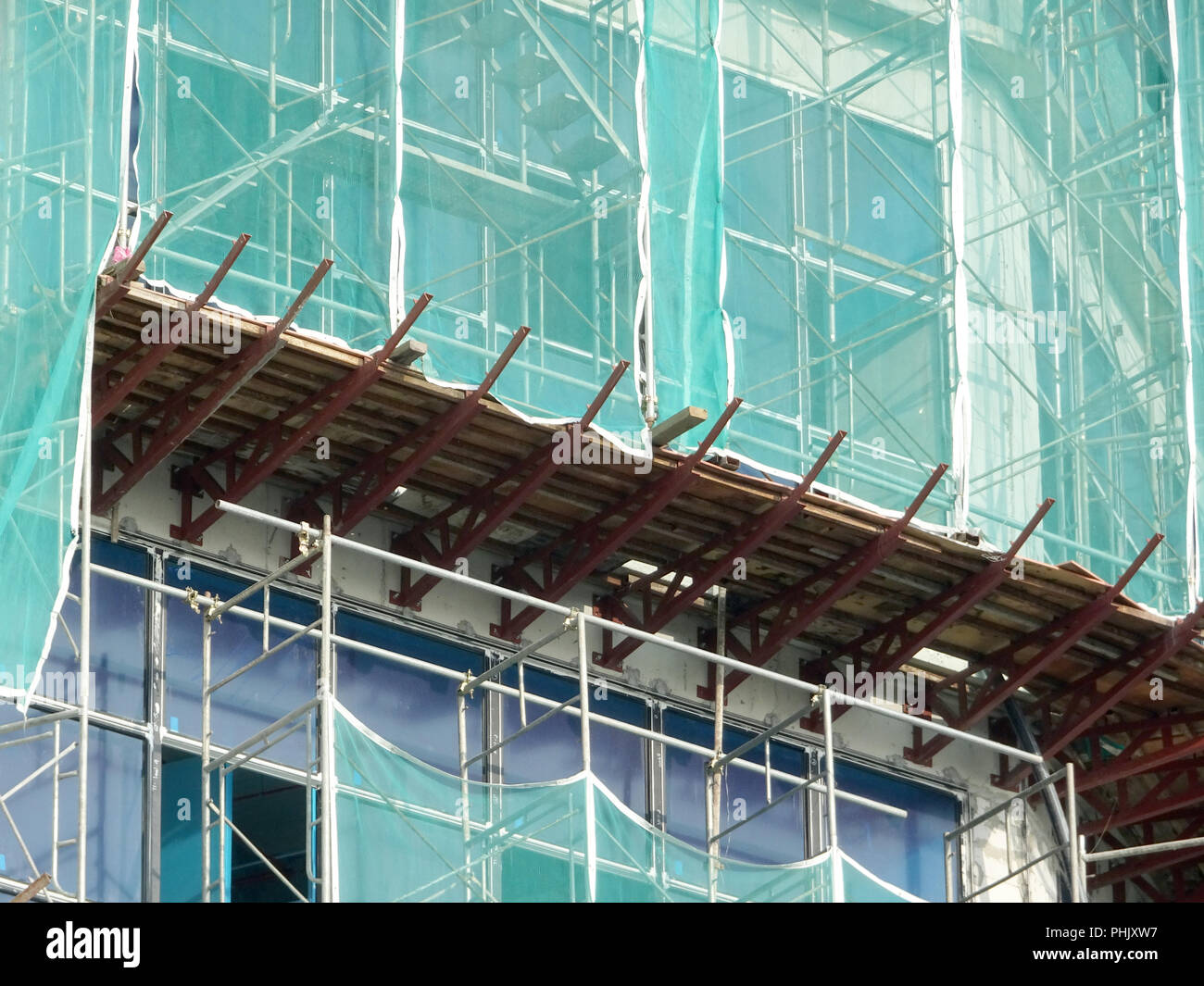 Catch platform or other construction projection from the face of a ...