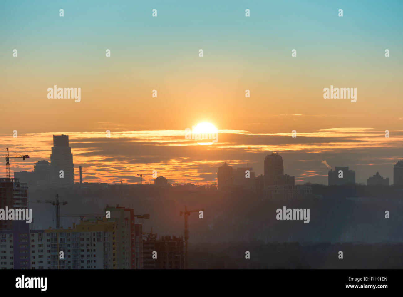 Aerial of city buildings in sun hi-res stock photography and images - Alamy