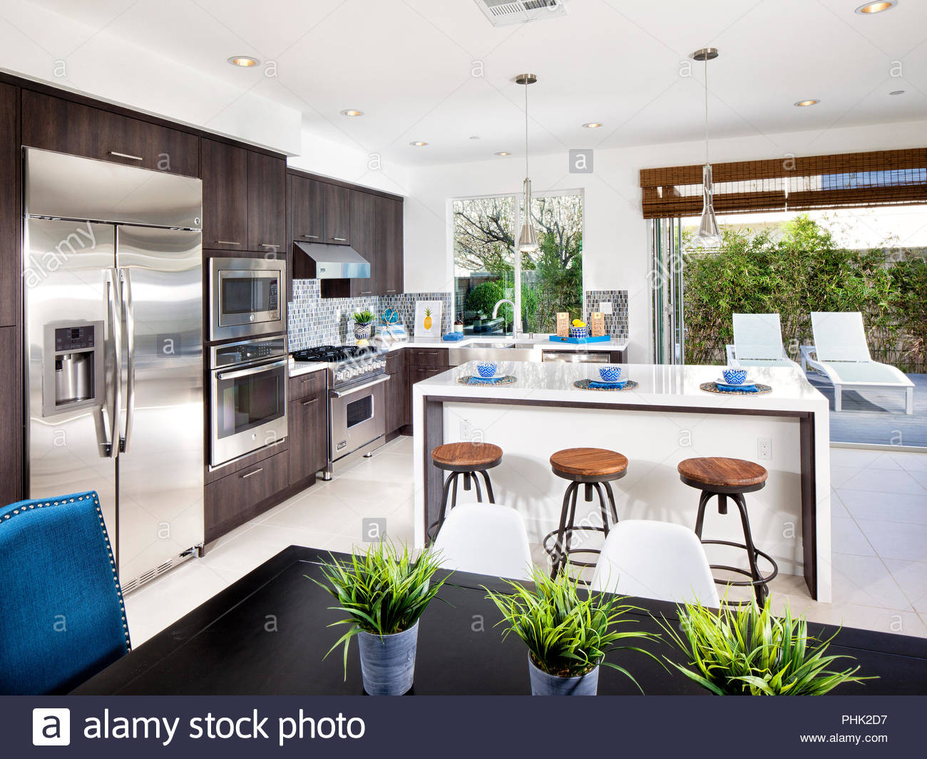 Modern Kitchen High Resolution Stock Photography and Images - Alamy