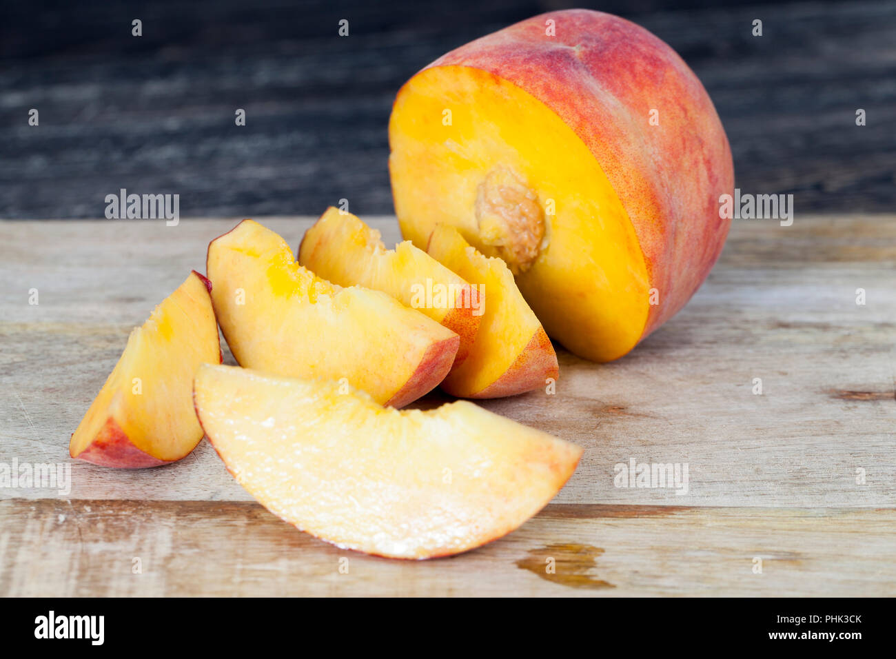 Whole and dissected fruits hi-res stock photography and images - Alamy