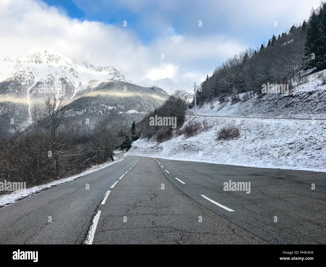 Road Track Winter Stock Photo - Alamy