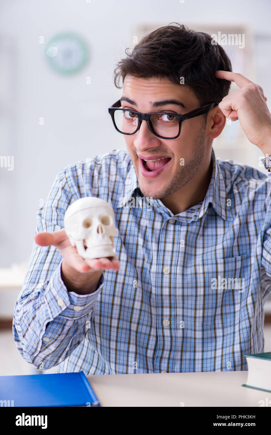 Medical student studying in classroom Stock Photo - Alamy