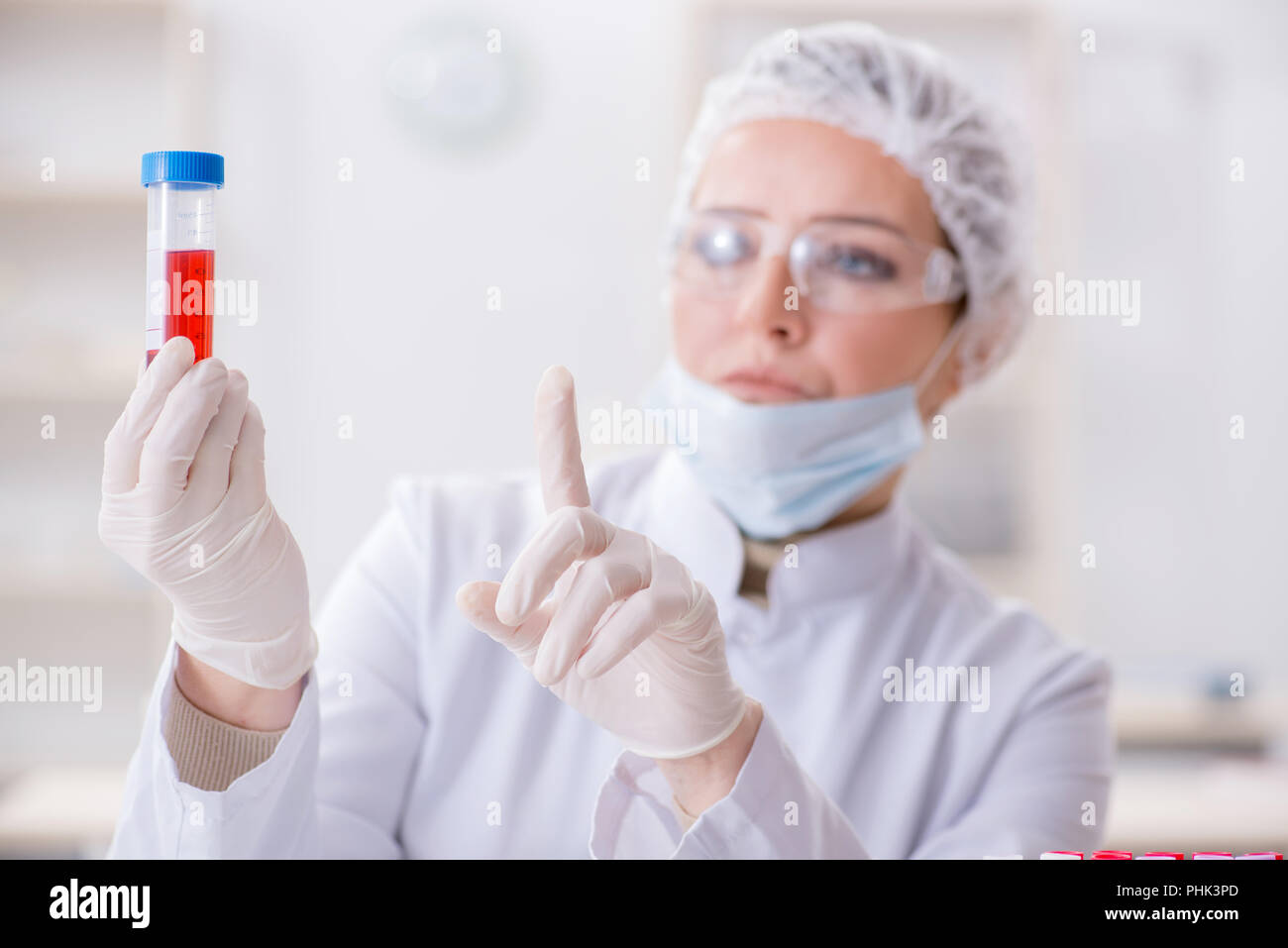 Lab mic hi-res stock photography and images - Alamy
