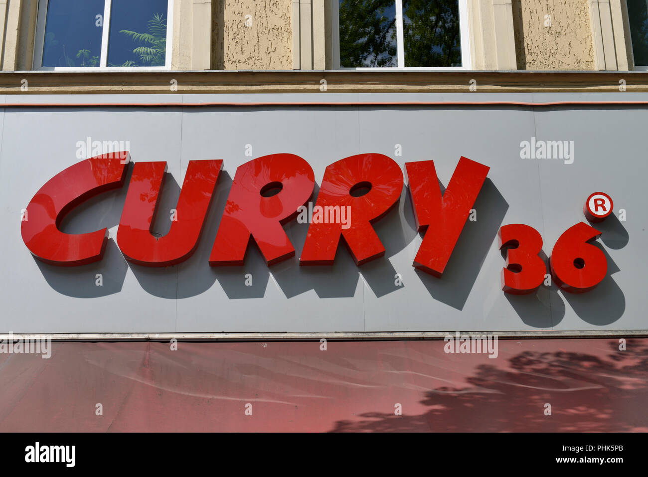 Curry 36, Mehringdamm, Kreuzberg, Berlin, Deutschland Stock Photo - Alamy