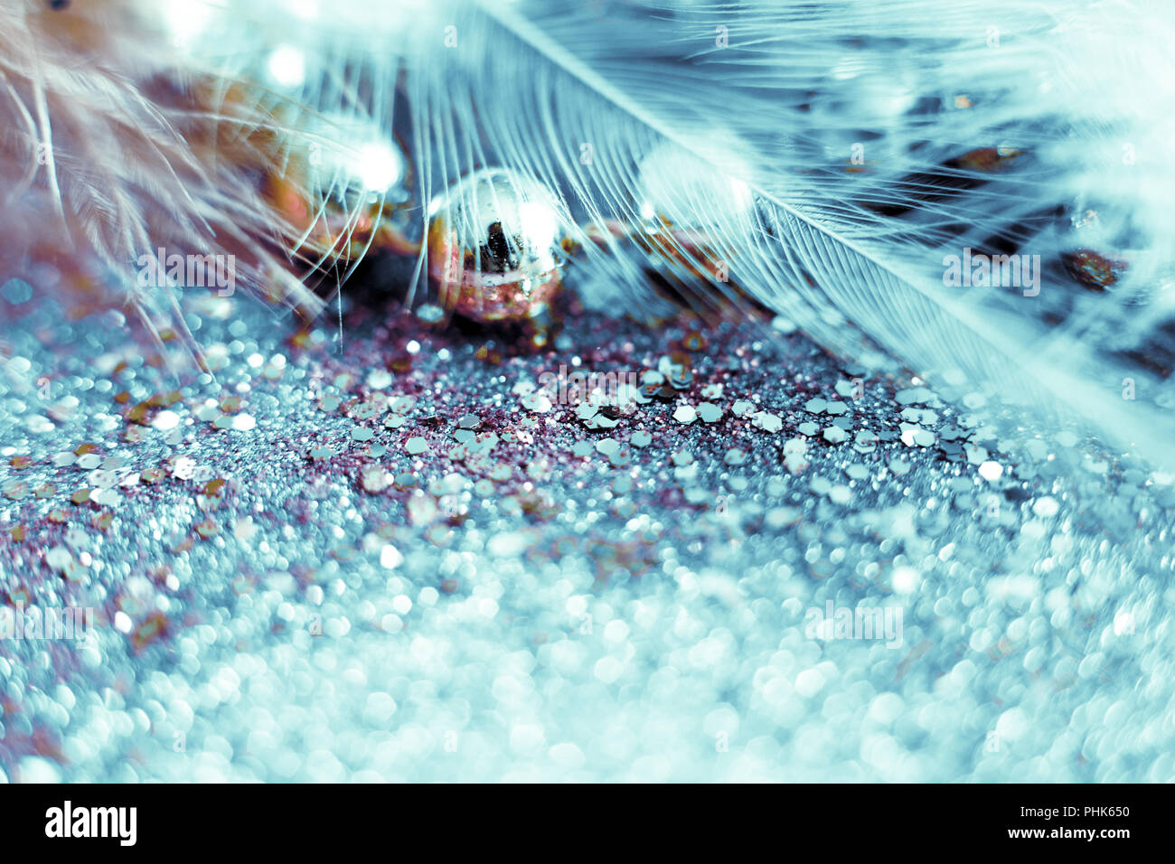 Shiny feather hi-res stock photography and images - Alamy