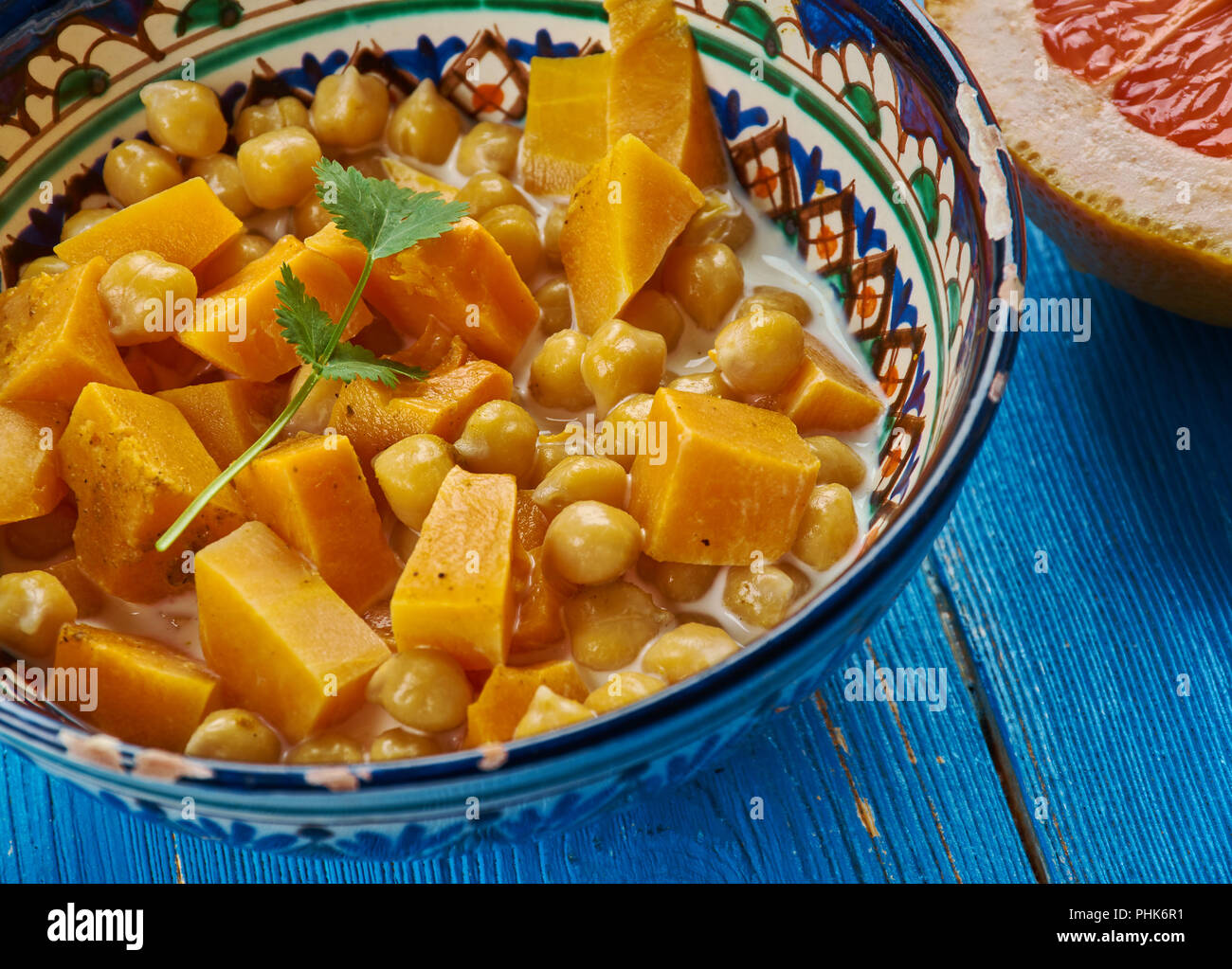Moroccan Chickpea Squash Tagine Stock Photo - Alamy