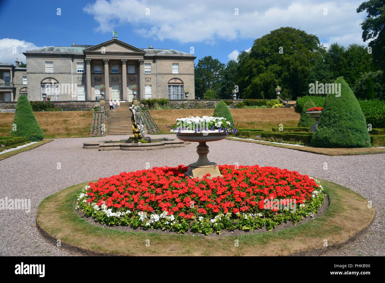 The Italian Garden & Mansion House at Tatton Park, Knutsford, Cheshire ...