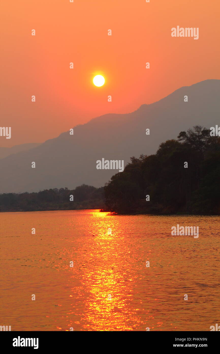 Lower zambezi national park view hi-res stock photography and images ...