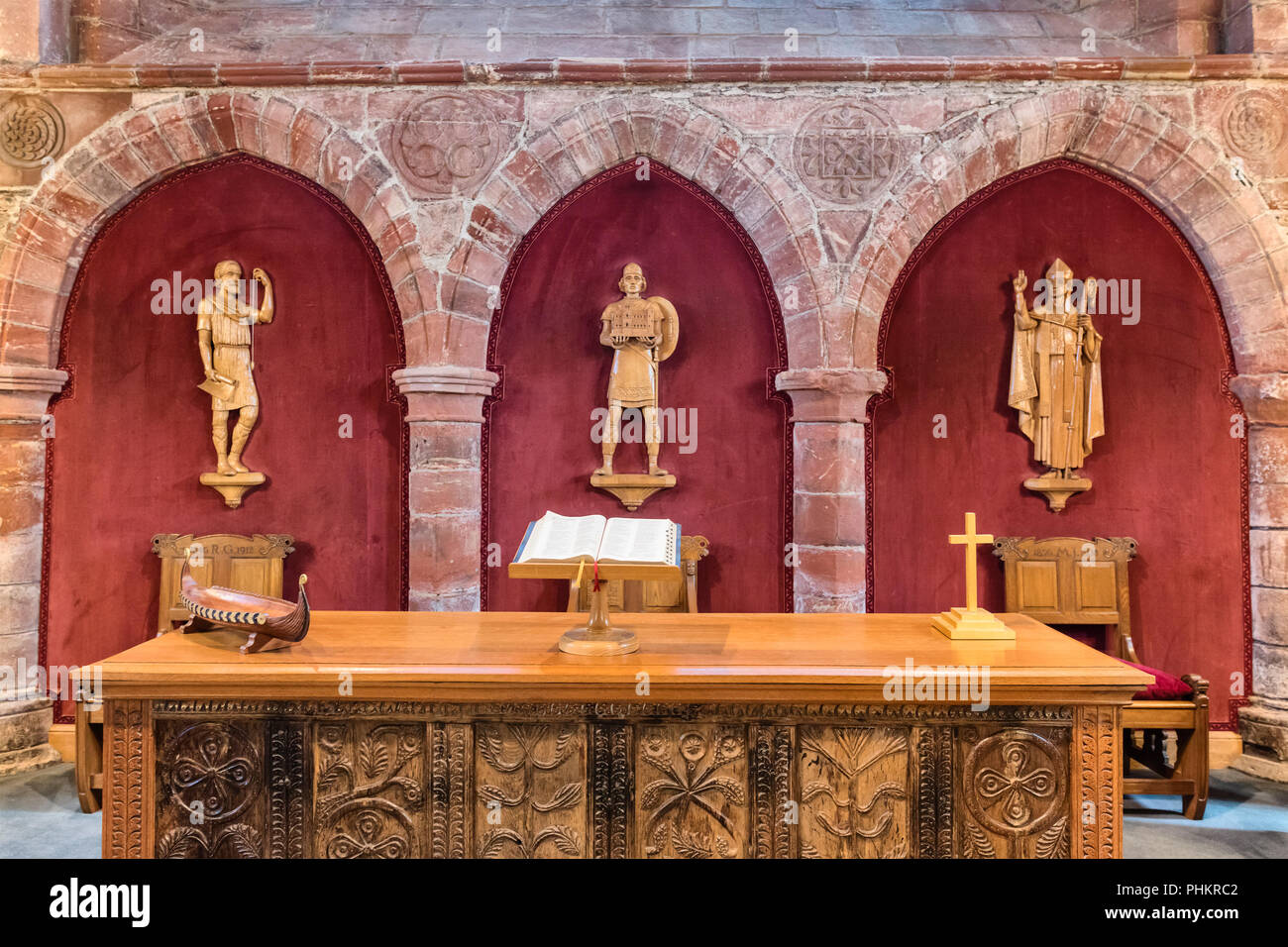 St magnus cathedral interior hi-res stock photography and images - Alamy