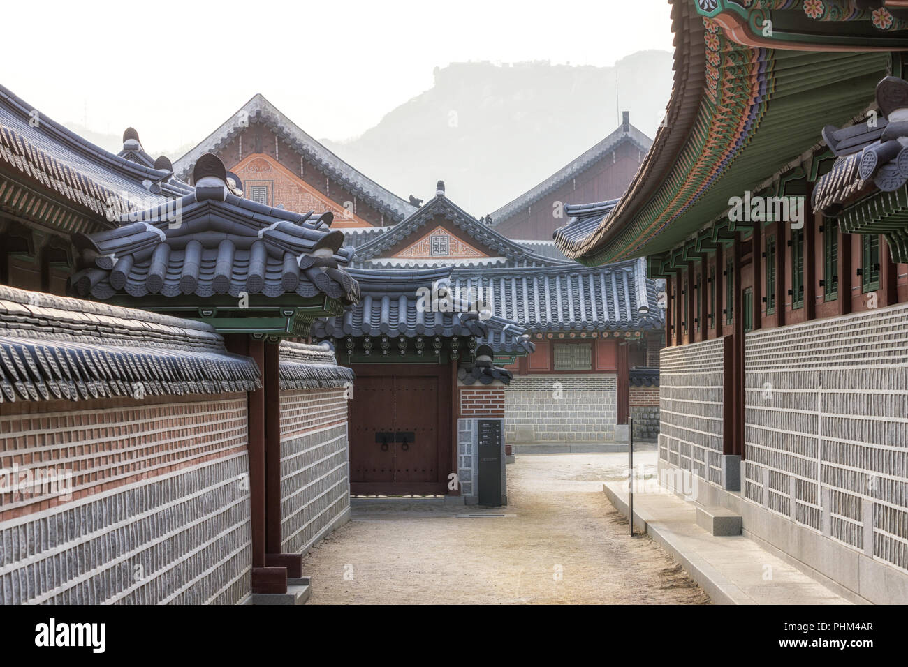 historic korean architecture in gyeongbokgung palace Stock Photo - Alamy