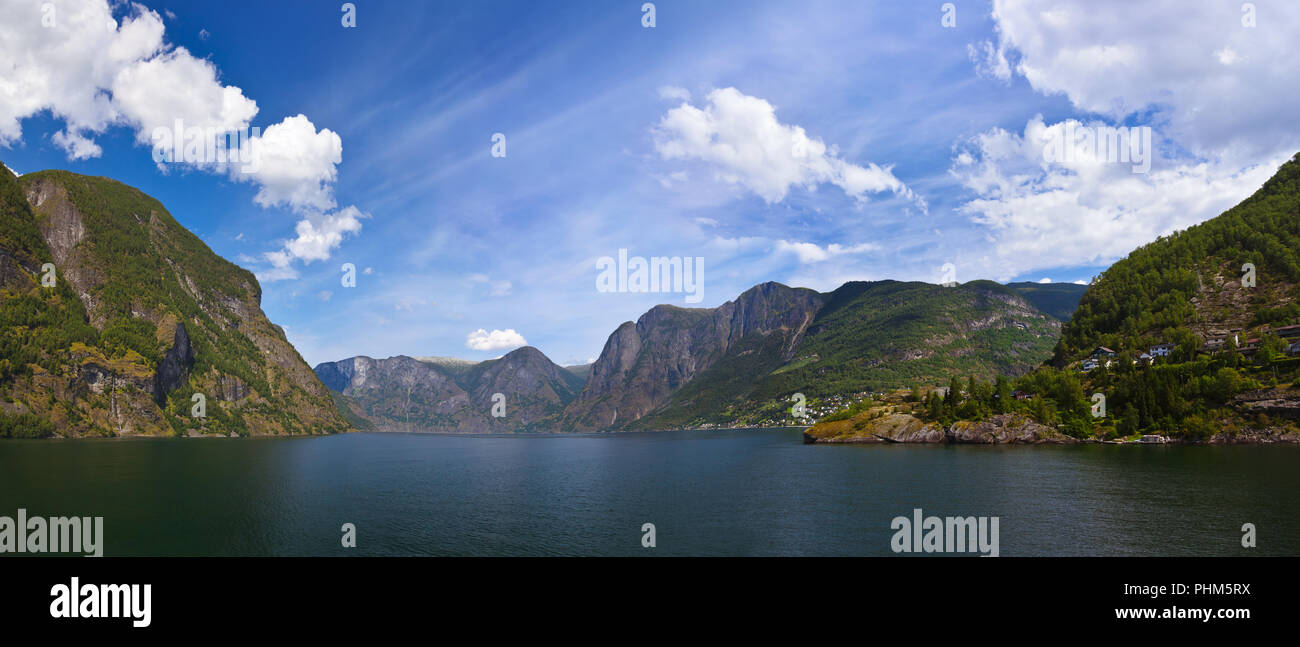 Flam beach hi-res stock photography and images - Alamy