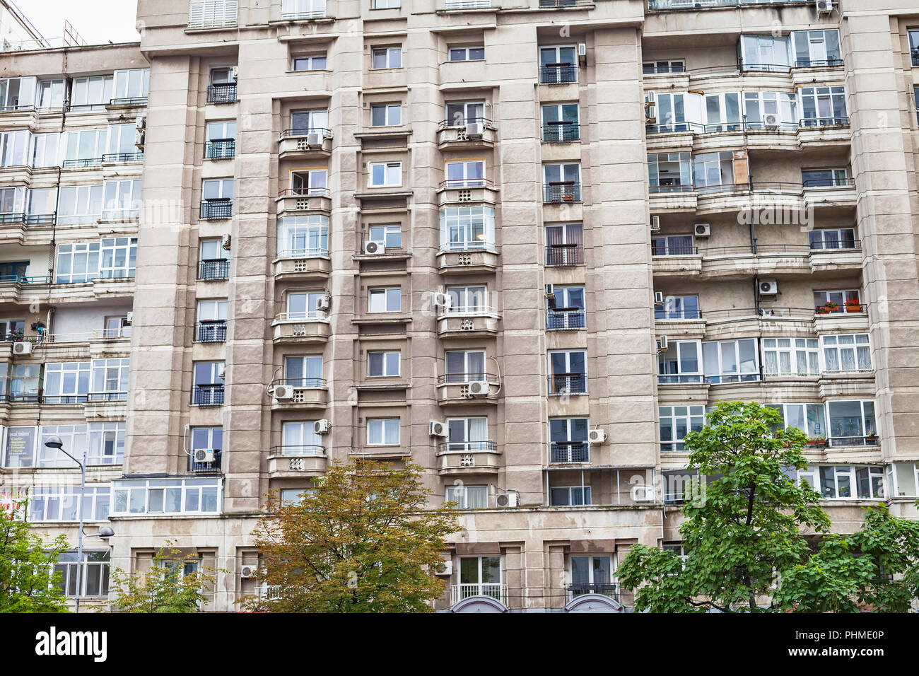 Old brick building in bucharest downtown hi-res stock photography and ...