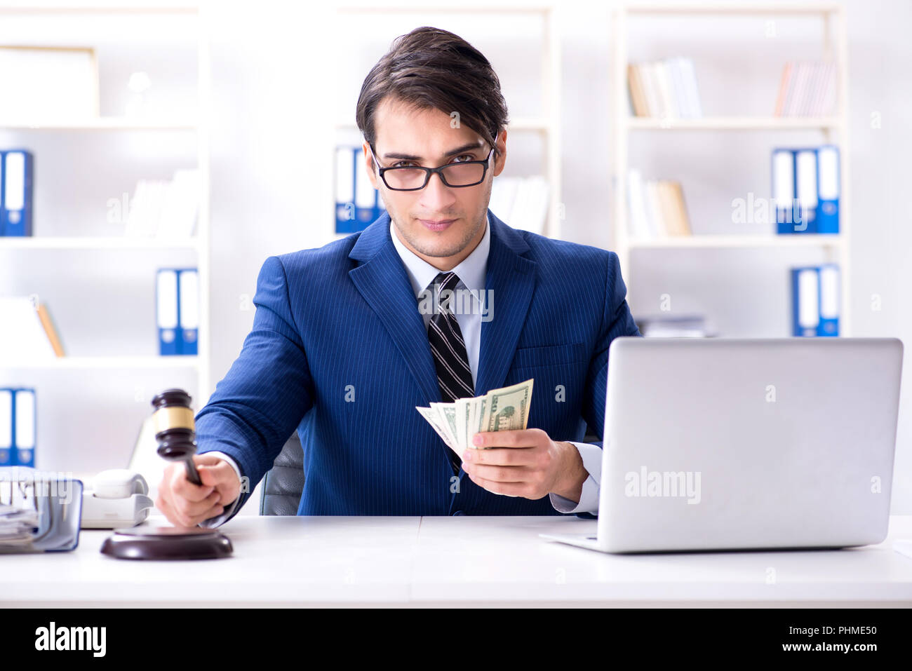 Lawyer receiving money as bribe hi-res stock photography and images - Alamy