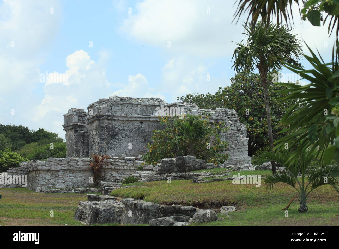 Cahal pech archaeological reserve hi-res stock photography and images ...