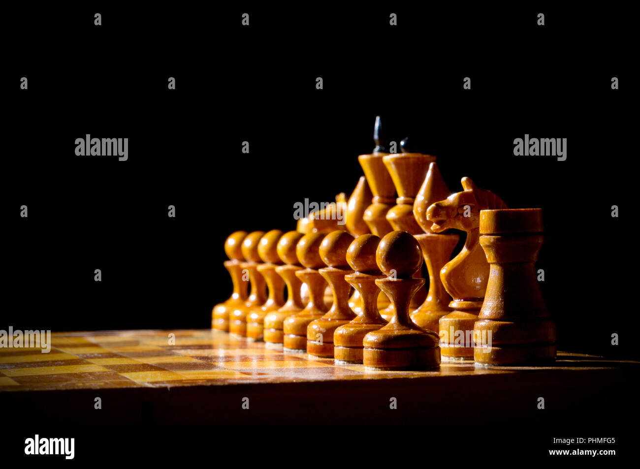 Chessboard match hi-res stock photography and images - Alamy