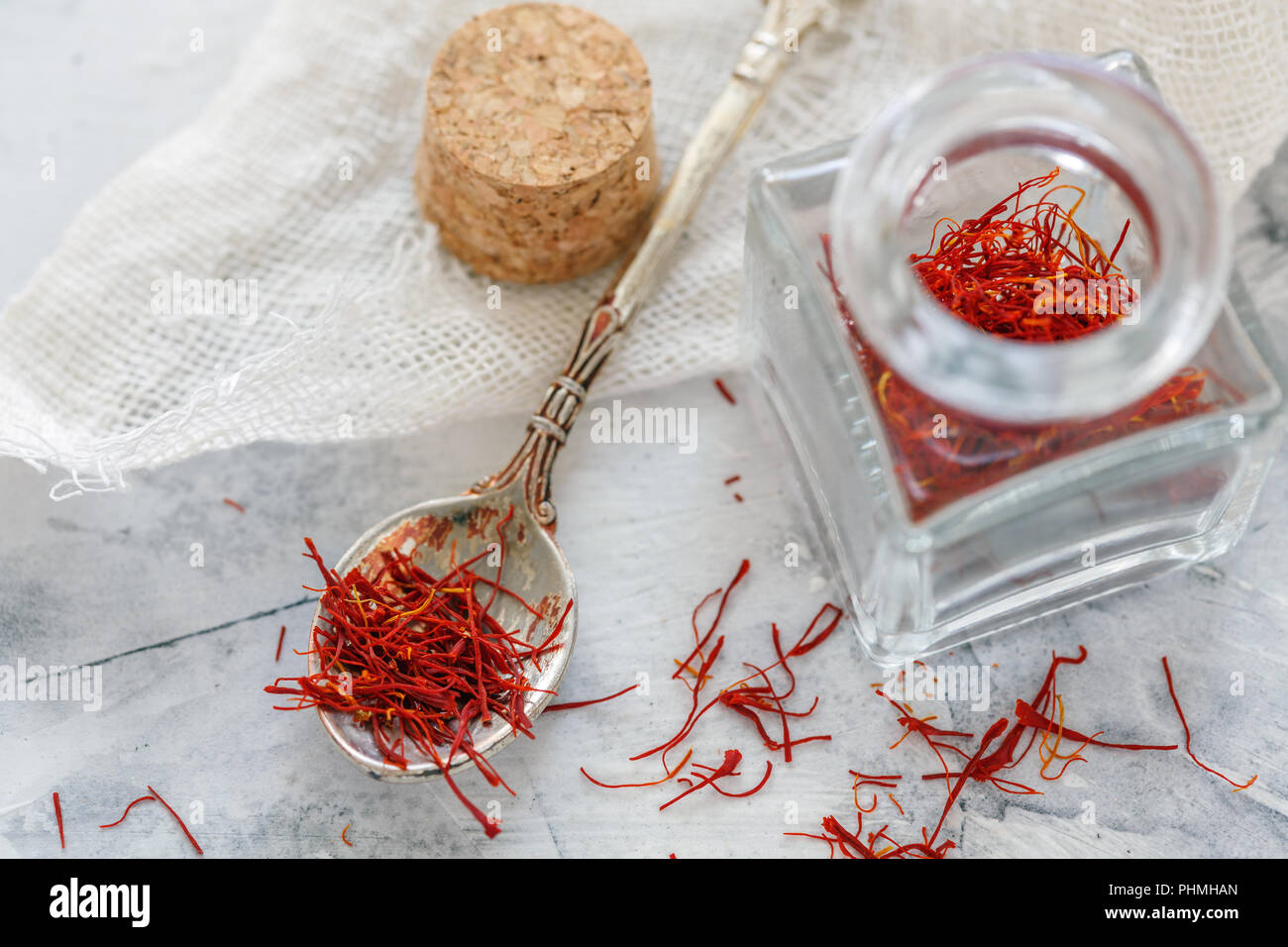Saffron threads hi-res stock photography and images - Alamy