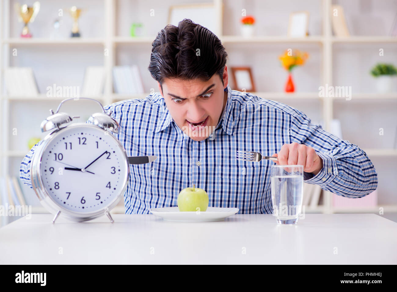 Concept of slow service in the restaurant Stock Photo - Alamy