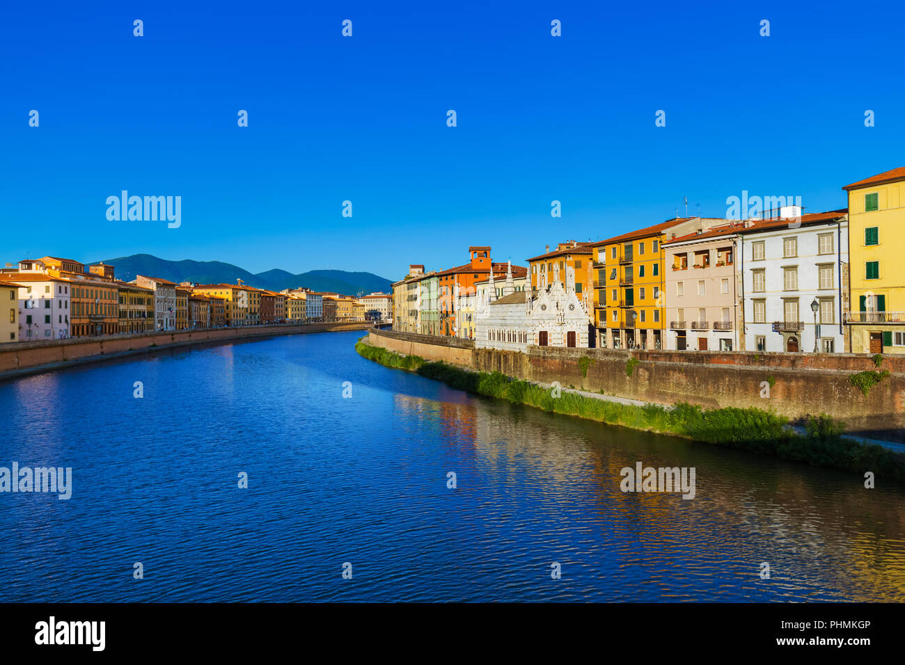 Leaning pisa italy houses hi-res stock photography and images - Alamy