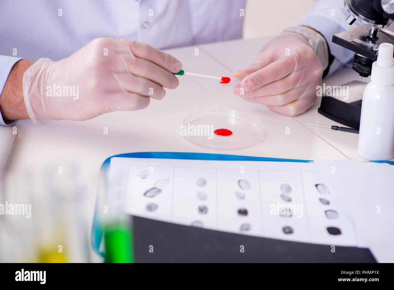 Experimentnig hi-res stock photography and images - Alamy