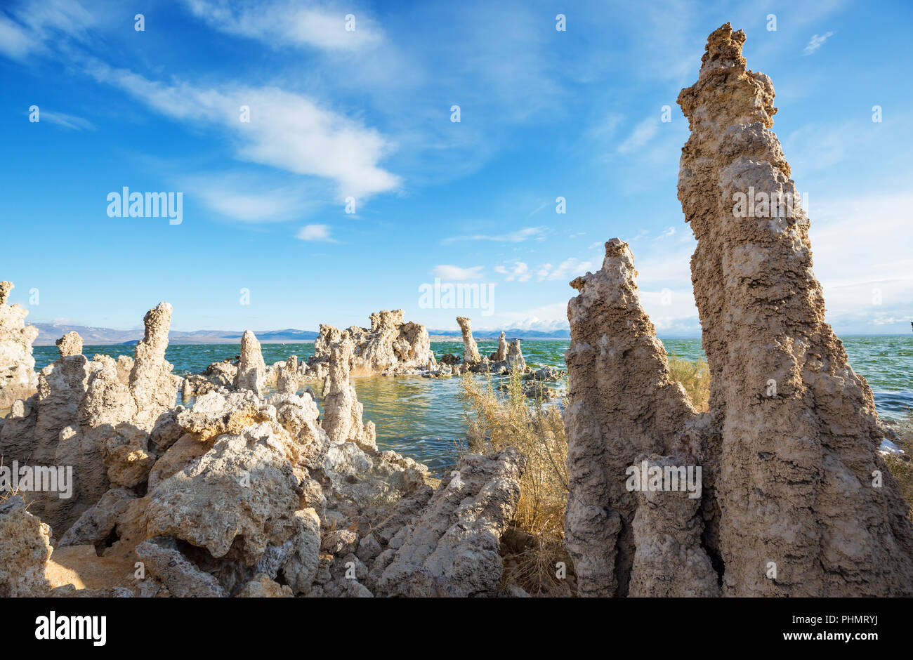 Mono cliffs park hi-res stock photography and images - Alamy
