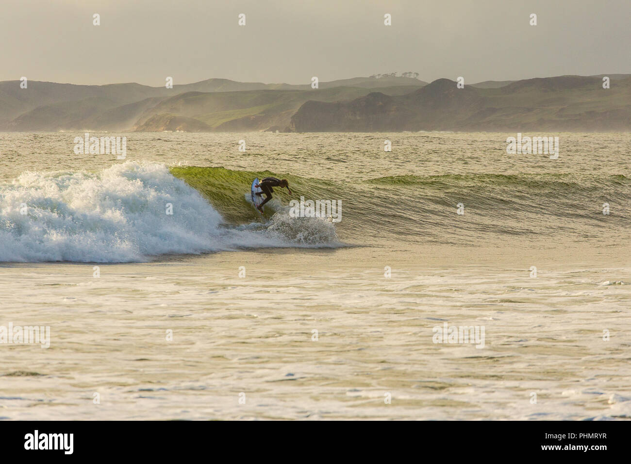 Manu bay raglan new zealand hi-res stock photography and images - Alamy