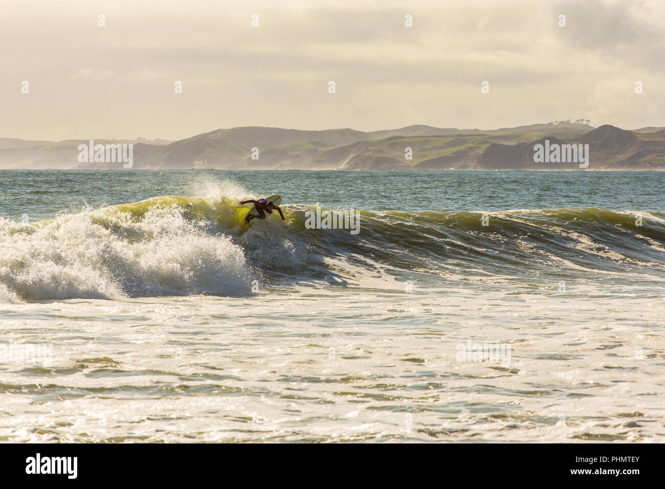 Manu bay raglan new zealand hi-res stock photography and images - Alamy