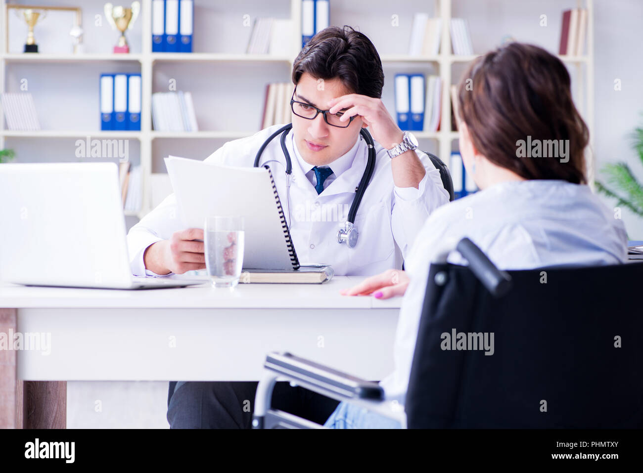 Doctor sharing discouraging lab test results to patient Stock Photo - Alamy