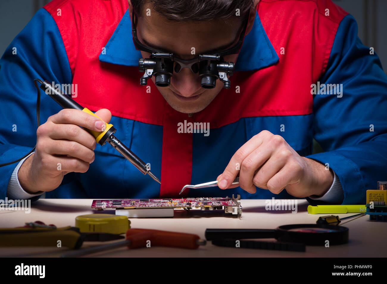 Diy specialist hi-res stock photography and images - Alamy